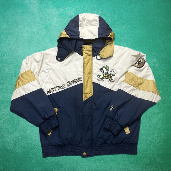 Pro Player | Jackets & Coats | Vintage Notre Dame Fighting Irish Script ...
